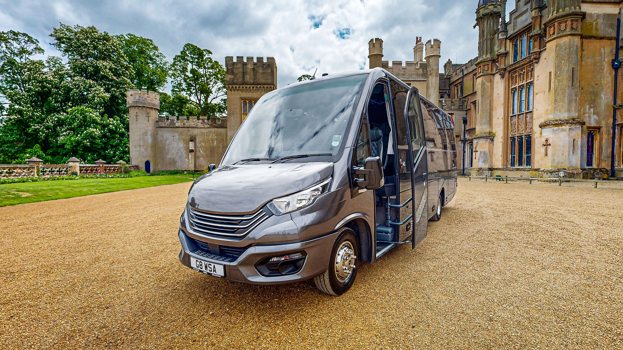 Our Fleet | Whites Coaches | Luxury Coaches in London Colney, St Albans ...